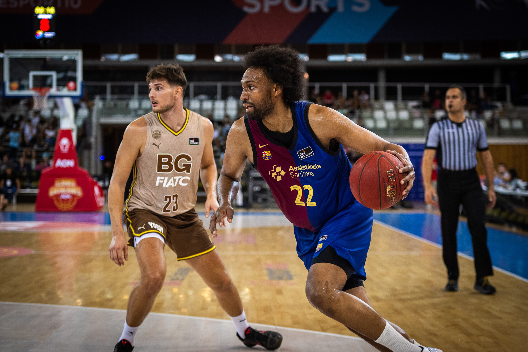 Parker guía el Barça a la final de la Liga Catalana (79-83)