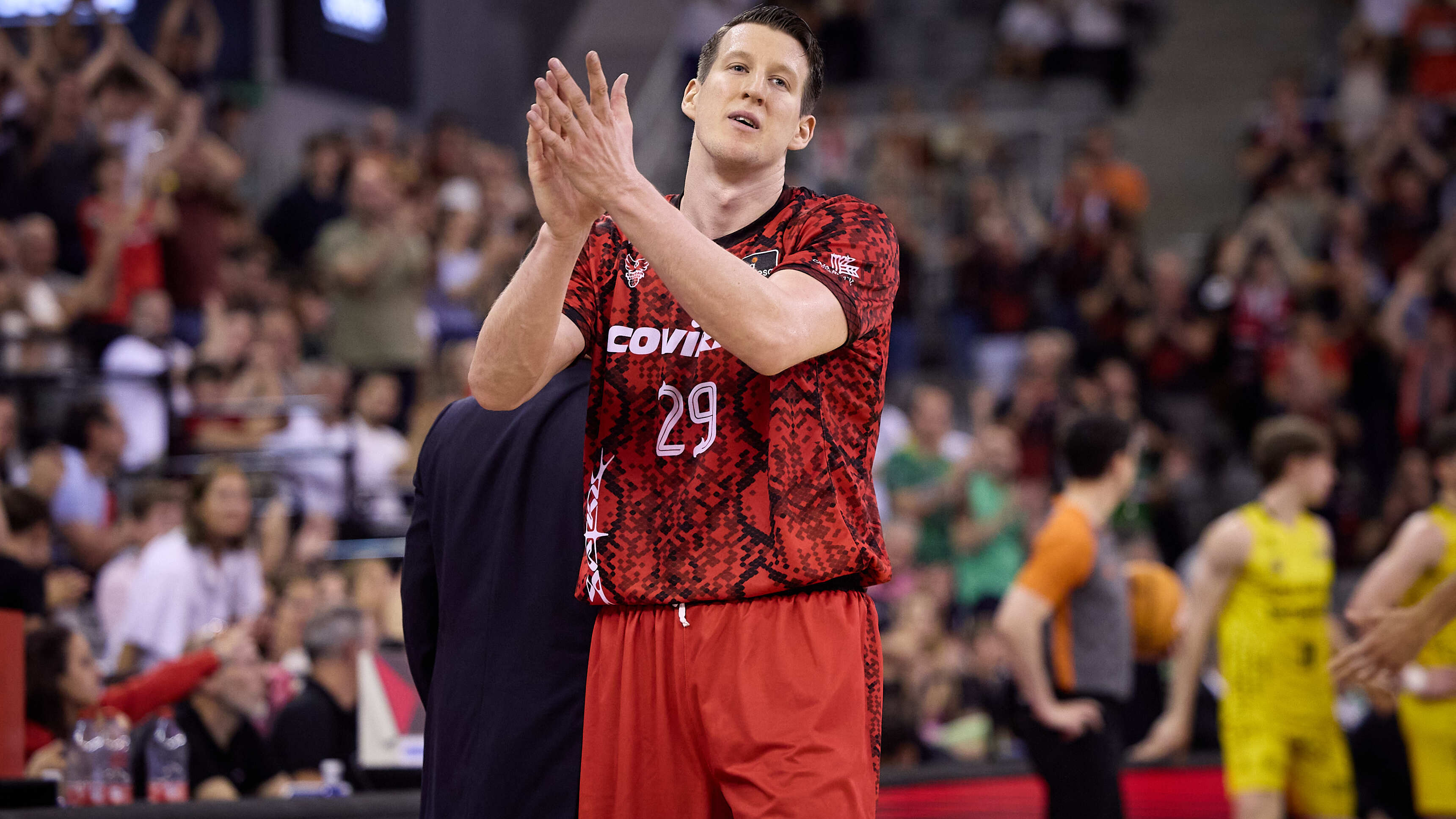Luka Bozic iguala los récords de Sabonis y Gasol en su despedida del ...